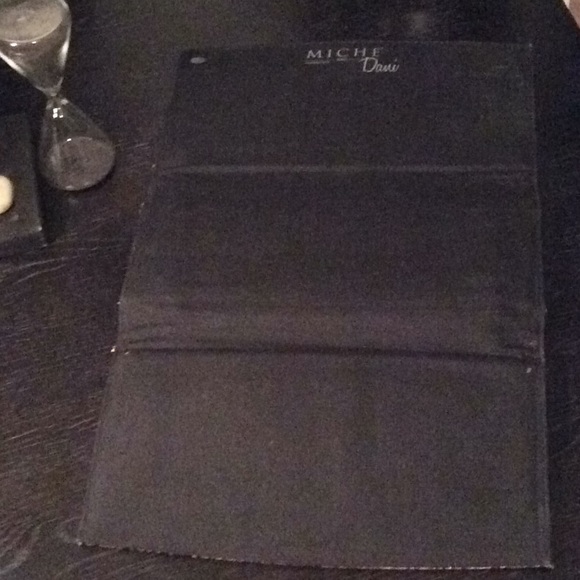 Miche | Bags | Miche Clutch Purse | Poshmark